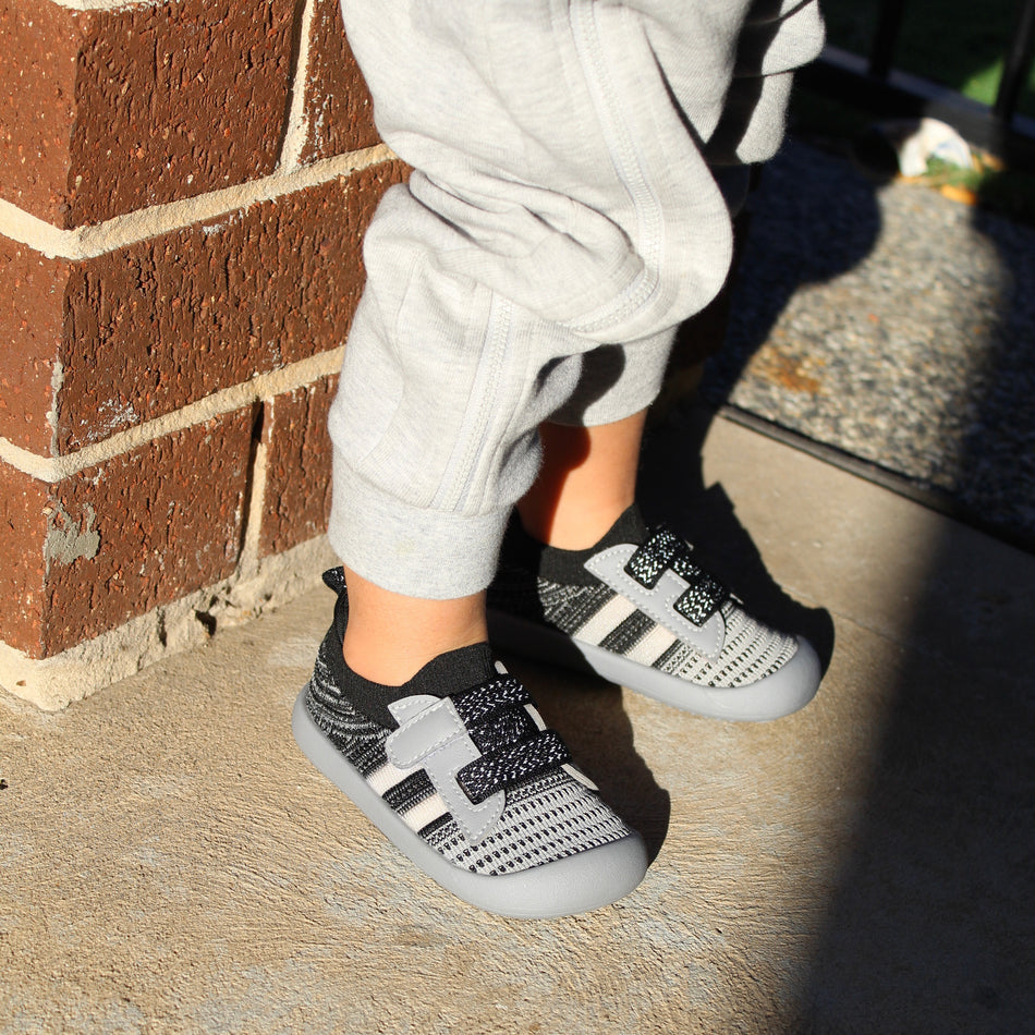Tiny Toes Sock Shoes